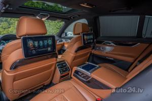 Grey BMW 7 Series 2015 in Tallinn, with an engine capacity of 4.40 L and mileage of 179 thousand km for 24900 €, photo 11 on AUTOMOTO.COM.LV