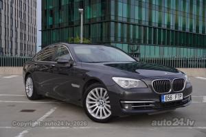 Pelēks BMW 7 Series 2015 Tallina, ar dzinēja tilpumu 3.00 L un nobraukumu 281 tūkst. km par 18990 €, foto 3 vietnē AUTOMOTO.COM.LV