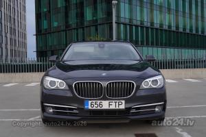Pelēks BMW 7 Series 2015 Tallina, ar dzinēja tilpumu 3.00 L un nobraukumu 281 tūkst. km par 18990 €, foto 4 vietnē AUTOMOTO.COM.LV