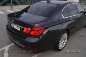 Pelēks BMW 7 Series 2015 Tallina, ar dzinēja tilpumu 3.00 L un nobraukumu 281 tūkst. km par 18990 €, foto 9 vietnē AUTOMOTO.COM.LV