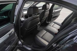 Pelēks BMW 7 Series 2015 Tallina, ar dzinēja tilpumu 3.00 L un nobraukumu 281 tūkst. km par 18990 €, foto 15 vietnē AUTOMOTO.COM.LV