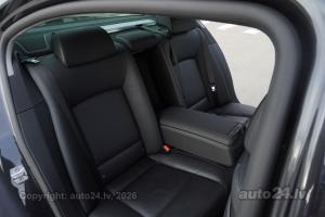 Pelēks BMW 7 Series 2015 Tallina, ar dzinēja tilpumu 3.00 L un nobraukumu 281 tūkst. km par 18990 €, foto 18 vietnē AUTOMOTO.COM.LV