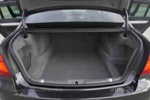 Pelēks BMW 7 Series 2015 Tallina, ar dzinēja tilpumu 3.00 L un nobraukumu 281 tūkst. km par 18990 €, foto 25 vietnē AUTOMOTO.COM.LV