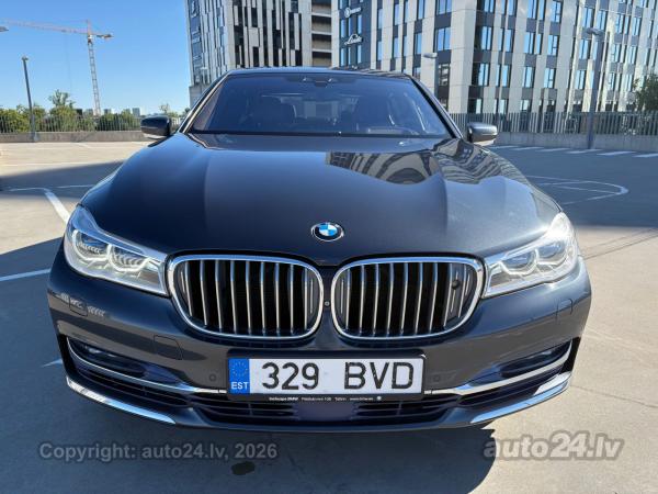 Grey BMW 7 Series 2015 in Tallinn, with an engine capacity of 4.40 L and mileage of 136 thousand km for 22320 €, photo 5 on AUTOMOTO.COM.LV