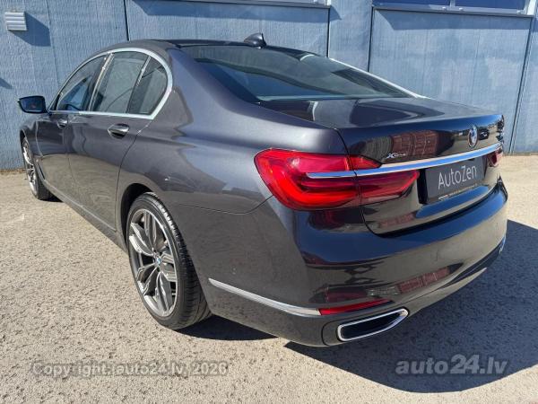 Grey BMW 7 Series 2016 in Tallinn, with an engine capacity of 3.00 L and mileage of 96 thousand km for 33495 €, photo 8 on AUTOMOTO.COM.LV