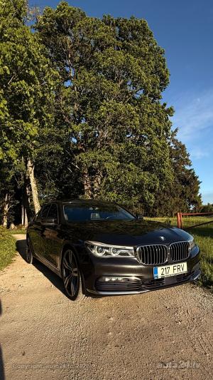 Grey BMW 7 Series 2016 in Tallinn, with an engine capacity of 3.00 L and mileage of 251 thousand km for 24750 €, photo  on AUTOMOTO.COM.LV
