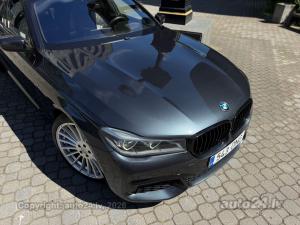Pelēks BMW 7 Series 2016 Tallina, ar dzinēja tilpumu 3.00 L un nobraukumu 218 tūkst. km par 32900 €, foto 9 vietnē AUTOMOTO.COM.LV