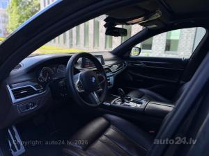 Pelēks BMW 7 Series 2016 Tallina, ar dzinēja tilpumu 3.00 L un nobraukumu 218 tūkst. km par 32900 €, foto 12 vietnē AUTOMOTO.COM.LV