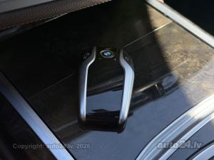 Pelēks BMW 7 Series 2016 Tallina, ar dzinēja tilpumu 3.00 L un nobraukumu 218 tūkst. km par 32900 €, foto 20 vietnē AUTOMOTO.COM.LV