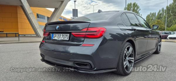 Grey BMW 7 Series 2016 in Parnu, with an engine capacity of 3.00 L and mileage of 305 thousand km for 26500 €, photo 3 on AUTOMOTO.COM.LV