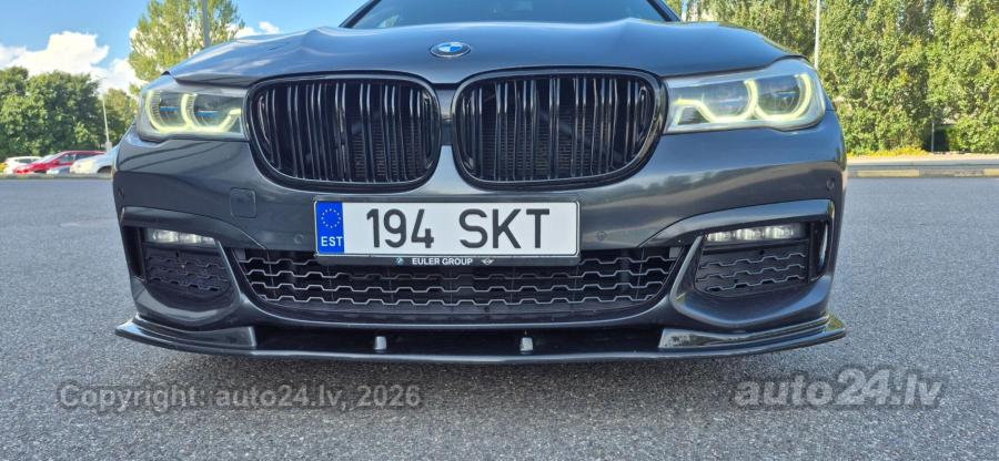 Grey BMW 7 Series 2016 in Parnu, with an engine capacity of 3.00 L and mileage of 305 thousand km for 26500 €, photo 12 on AUTOMOTO.COM.LV