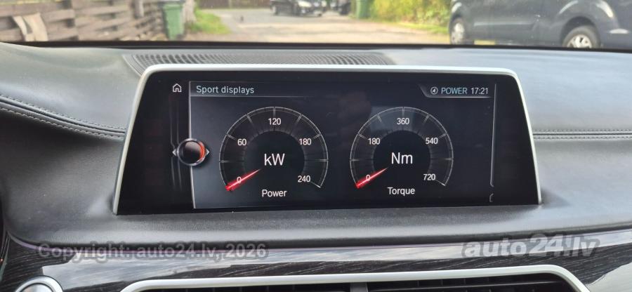 Grey BMW 7 Series 2016 in Parnu, with an engine capacity of 3.00 L and mileage of 305 thousand km for 26500 €, photo 28 on AUTOMOTO.COM.LV