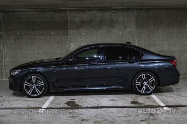 Grey BMW 7 Series 2017 in Tallinn, with an engine capacity of 3.00 L and mileage of 145 thousand km for 28499 €, photo 6 on AUTOMOTO.COM.LV