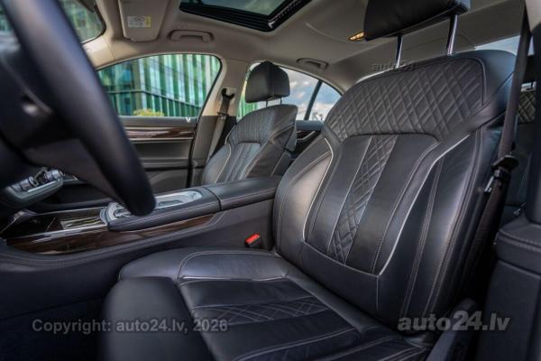 Pelēks BMW 7 Series 2017 Tallina, ar dzinēja tilpumu 3.00 L un nobraukumu 137 tūkst. km par 25990 €, foto 11 vietnē AUTOMOTO.COM.LV