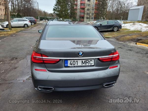 Pelēks BMW 7 Series 2017 Tallina, ar dzinēja tilpumu 3.00 L un nobraukumu 57 tūkst. km par 40500 €, foto 4 vietnē AUTOMOTO.COM.LV