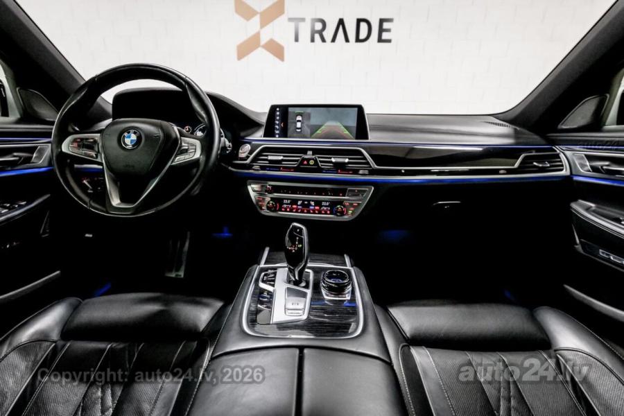 Pelēks BMW 7 Series 2017 Pērnava, ar dzinēja tilpumu 3.00 L un nobraukumu 223 tūkst. km par 25990 €, foto 13 vietnē AUTOMOTO.COM.LV