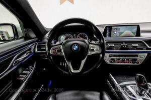 Pelēks BMW 7 Series 2017 Pērnava, ar dzinēja tilpumu 3.00 L un nobraukumu 223 tūkst. km par 25990 €, foto 14 vietnē AUTOMOTO.COM.LV