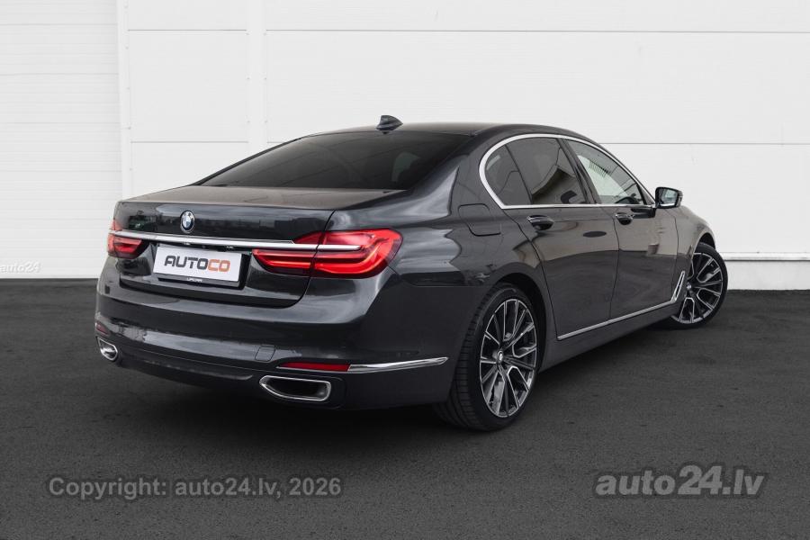 Pelēks BMW 7 Series 2017 Tallina, ar dzinēja tilpumu 3.00 L un nobraukumu 230 tūkst. km par 27499 €, foto 9 vietnē AUTOMOTO.COM.LV