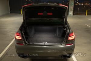 Grey BMW 7 Series 2017 in Tallinn, with an engine capacity of 2.00 L and mileage of 170 thousand km for 26000 €, photo 10 on AUTOMOTO.COM.LV