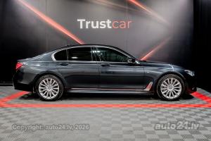 Pelēks BMW 7 Series 2017 Pērnava, ar dzinēja tilpumu 3.00 L un nobraukumu 190 tūkst. km par 25900 €, foto 9 vietnē AUTOMOTO.COM.LV