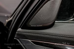 Pelēks BMW 7 Series 2017 Pērnava, ar dzinēja tilpumu 3.00 L un nobraukumu 190 tūkst. km par 25900 €, foto 23 vietnē AUTOMOTO.COM.LV