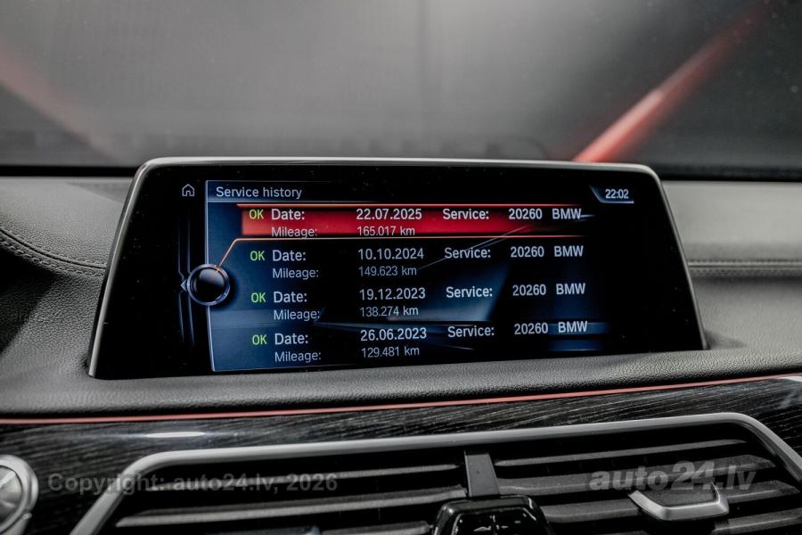 Pelēks BMW 7 Series 2017 Pērnava, ar dzinēja tilpumu 3.00 L un nobraukumu 190 tūkst. km par 25900 €, foto 27 vietnē AUTOMOTO.COM.LV