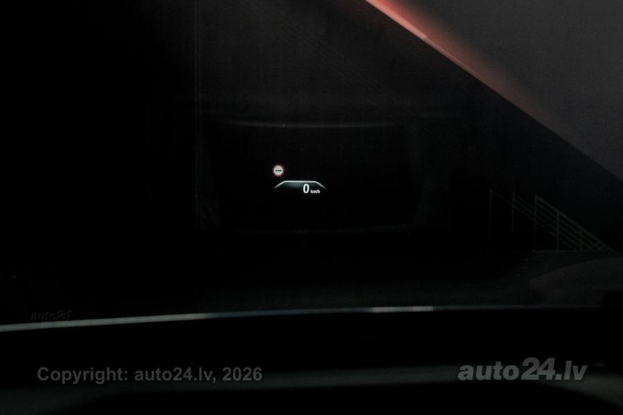 Pelēks BMW 7 Series 2017 Pērnava, ar dzinēja tilpumu 3.00 L un nobraukumu 190 tūkst. km par 25900 €, foto 31 vietnē AUTOMOTO.COM.LV