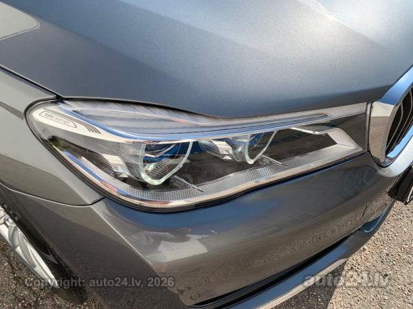 Pelēks BMW 7 Series 2017 Tallina, ar dzinēja tilpumu 3.00 L un nobraukumu 173 tūkst. km par 28900 €, foto 9 vietnē AUTOMOTO.COM.LV