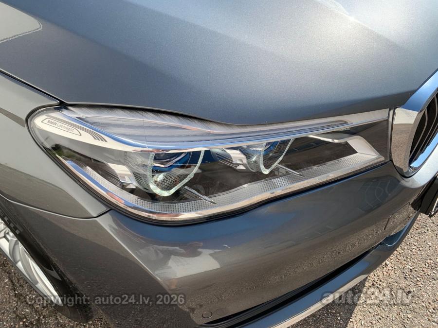 Grey BMW 7 Series 2017 in Tallinn, with an engine capacity of 3.00 L and mileage of 173 thousand km for 28900 €, photo 10 on AUTOMOTO.COM.LV