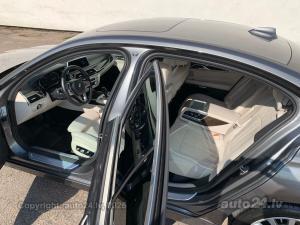 Grey BMW 7 Series 2017 in Tallinn, with an engine capacity of 3.00 L and mileage of 173 thousand km for 28900 €, photo 13 on AUTOMOTO.COM.LV