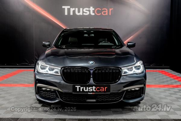 Grey BMW 7 Series 2018 in Parnu, with an engine capacity of 3.00 L and mileage of 180 thousand km for 25900 €, photo 3 on AUTOMOTO.COM.LV