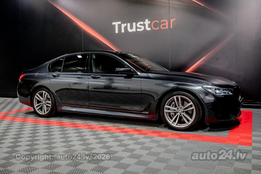 Grey BMW 7 Series 2018 in Parnu, with an engine capacity of 3.00 L and mileage of 180 thousand km for 25900 €, photo 7 on AUTOMOTO.COM.LV