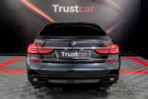 Grey BMW 7 Series 2018 in Parnu, with an engine capacity of 3.00 L and mileage of 180 thousand km for 25900 €, photo 10 on AUTOMOTO.COM.LV