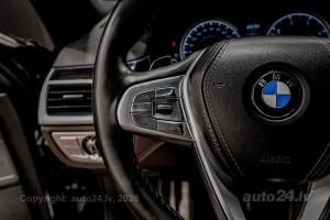 Grey BMW 7 Series 2018 in Parnu, with an engine capacity of 3.00 L and mileage of 180 thousand km for 25900 €, photo 25 on AUTOMOTO.COM.LV