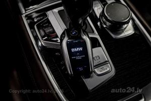 Grey BMW 7 Series 2018 in Parnu, with an engine capacity of 3.00 L and mileage of 180 thousand km for 25900 €, photo 30 on AUTOMOTO.COM.LV