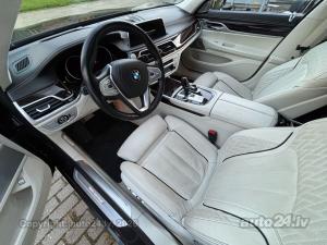 Pelēks BMW 7 Series 2018 Tallina, ar dzinēja tilpumu 4.40 L un nobraukumu 151 tūkst. km par 36500 €, foto 4 vietnē AUTOMOTO.COM.LV