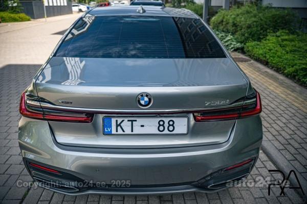 Серый БМВ 7 Серия 2019 в Рига, объемом двигателя 3.00 л и пробегом 140 тыс. км за 45990 €, фото 11 на AUTOMOTO.COM.LV