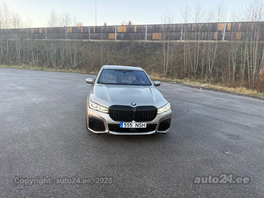 Grey BMW 7 Series 2019 in Tallinn, with an engine capacity of 3.00 L and mileage of 132 thousand km for 64000 €, photo 14 on AUTOMOTO.COM.LV