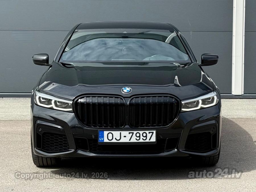 Pelēks BMW 7 Series 2019 Tallina, ar dzinēja tilpumu 3.00 L un nobraukumu 85 tūkst. km par 38900 €, foto 3 vietnē AUTOMOTO.COM.LV