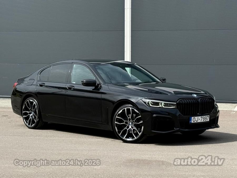 Pelēks BMW 7 Series 2019 Tallina, ar dzinēja tilpumu 3.00 L un nobraukumu 85 tūkst. km par 38900 €, foto 4 vietnē AUTOMOTO.COM.LV