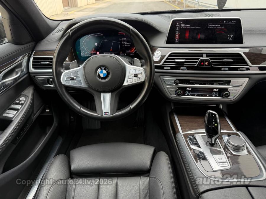 Pelēks BMW 7 Series 2019 Tallina, ar dzinēja tilpumu 3.00 L un nobraukumu 85 tūkst. km par 38900 €, foto 13 vietnē AUTOMOTO.COM.LV