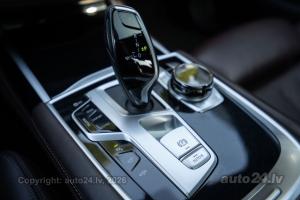 Pelēks BMW 7 Series 2020 Tallina, ar dzinēja tilpumu 4.40 L un nobraukumu 130 tūkst. km par 54900 €, foto 16 vietnē AUTOMOTO.COM.LV