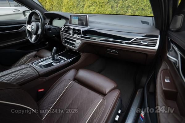 Grey BMW 7 Series 2020 in Tallinn, with an engine capacity of 4.40 L and mileage of 130 thousand km for 54900 €, photo 9 on AUTOMOTO.COM.LV