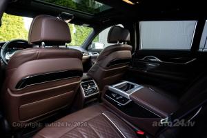 Pelēks BMW 7 Series 2020 Tallina, ar dzinēja tilpumu 4.40 L un nobraukumu 130 tūkst. km par 54900 €, foto 11 vietnē AUTOMOTO.COM.LV