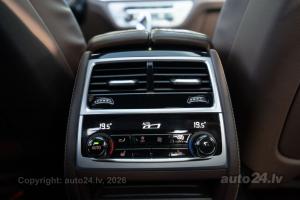 Pelēks BMW 7 Series 2020 Tallina, ar dzinēja tilpumu 4.40 L un nobraukumu 130 tūkst. km par 54900 €, foto 13 vietnē AUTOMOTO.COM.LV