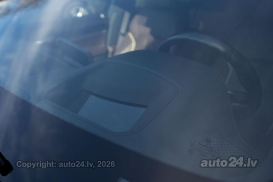 Pelēks BMW 7 Series 2020 Tallina, ar dzinēja tilpumu 4.40 L un nobraukumu 130 tūkst. km par 54900 €, foto 23 vietnē AUTOMOTO.COM.LV