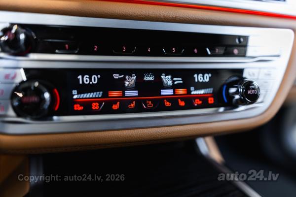 Pelēks BMW 7 Series 2020 Tallina, ar dzinēja tilpumu 3.00 L un nobraukumu 104 tūkst. km par 59000 €, foto 10 vietnē AUTOMOTO.COM.LV