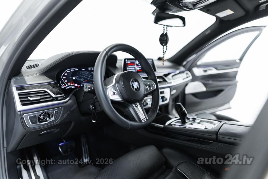 Grey BMW 7 Series 2021 in Tallinn, with an engine capacity of 3.00 L and mileage of 91 thousand km for 53990 €, photo 12 on AUTOMOTO.COM.LV