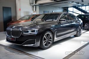 Grey BMW 7 Series 2022 in Tallinn, with an engine capacity of 3.00 L and mileage of 159 thousand km for 47900 €, photo 3 on AUTOMOTO.COM.LV
