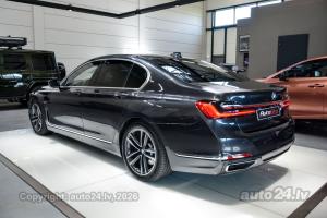 Grey BMW 7 Series 2022 in Tallinn, with an engine capacity of 3.00 L and mileage of 159 thousand km for 47900 €, photo 6 on AUTOMOTO.COM.LV